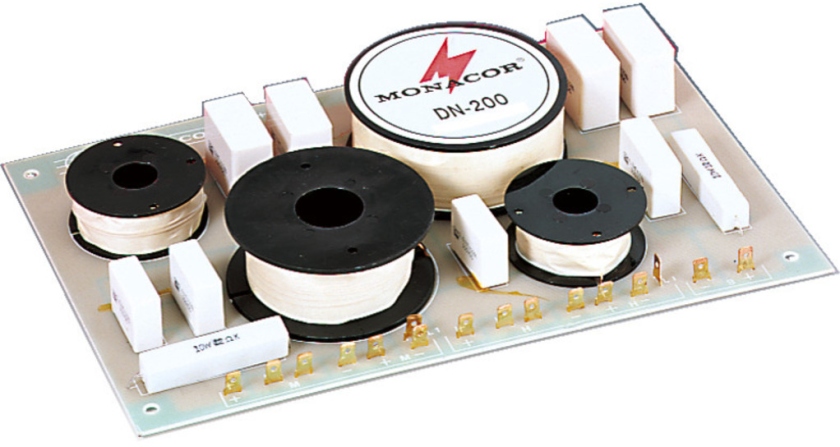 Monacor DN-200 - Circuit crossover 3 căi - SoundCreation